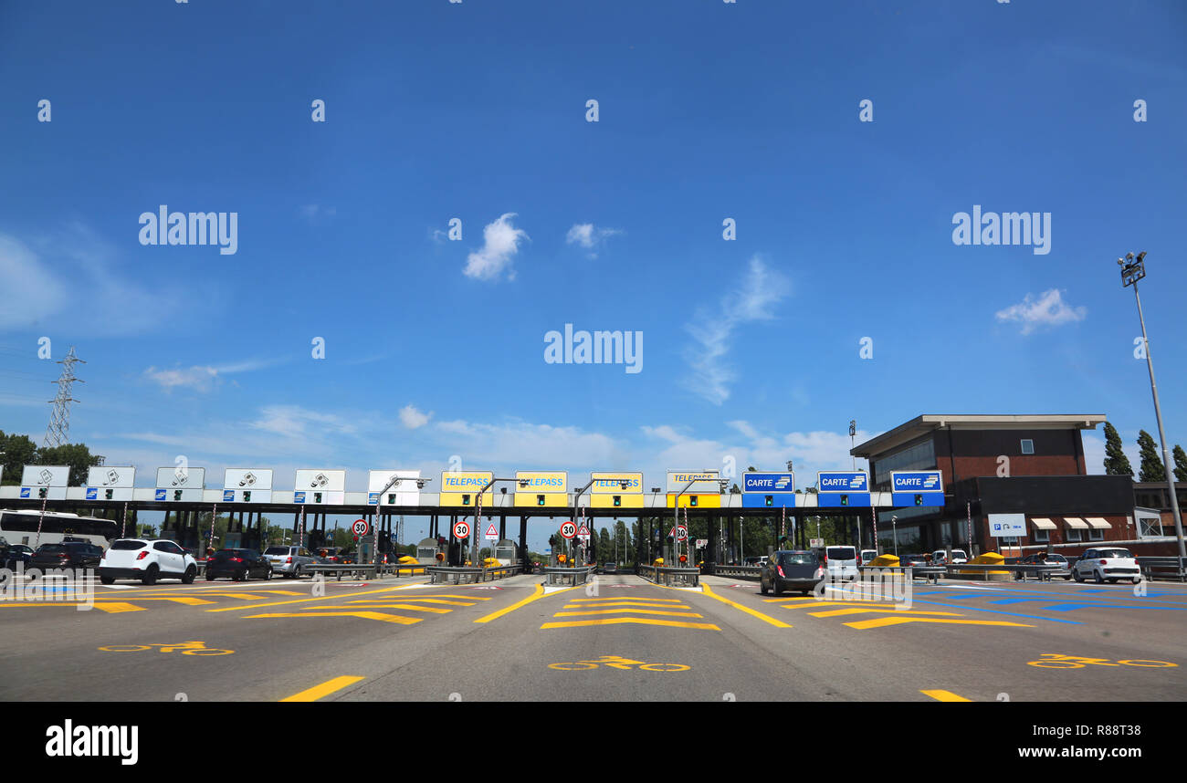 Telepass obu hi-res stock photography and images - Alamy