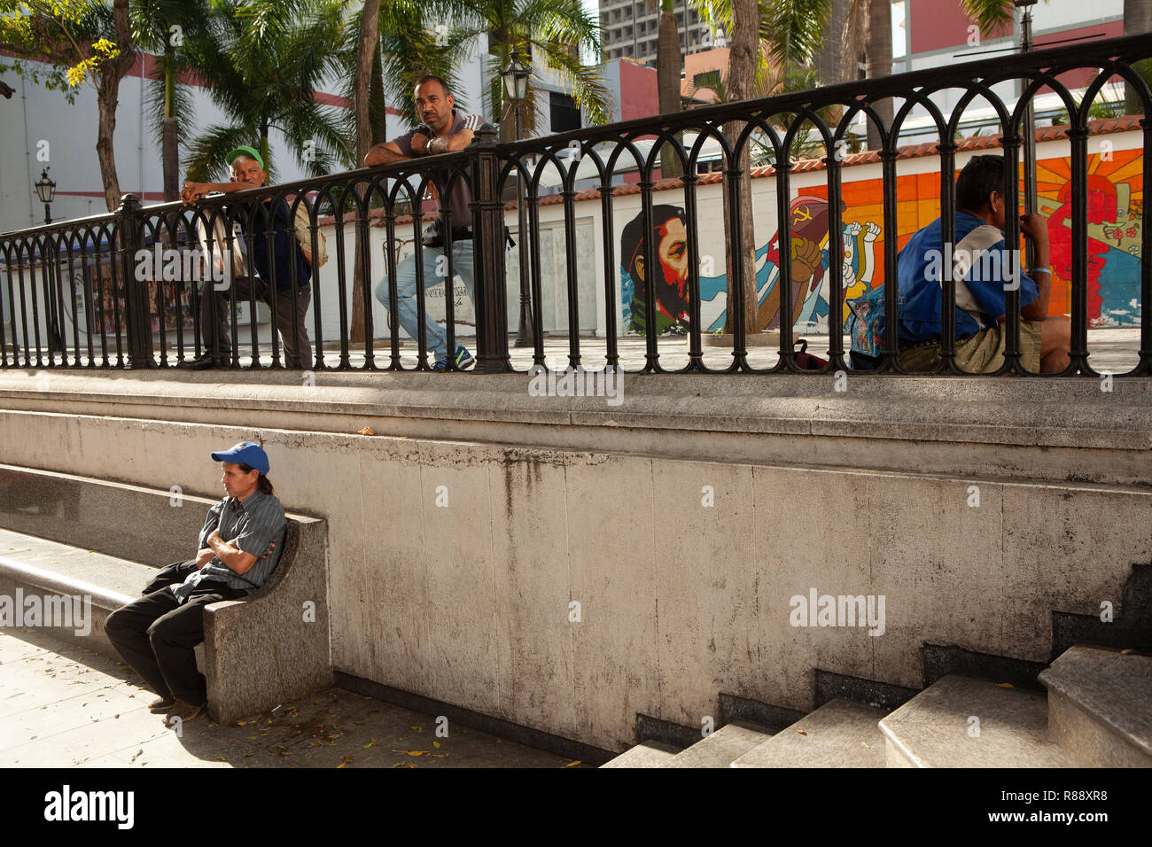Street scene in caracas venezuela hi-res stock photography and images ...