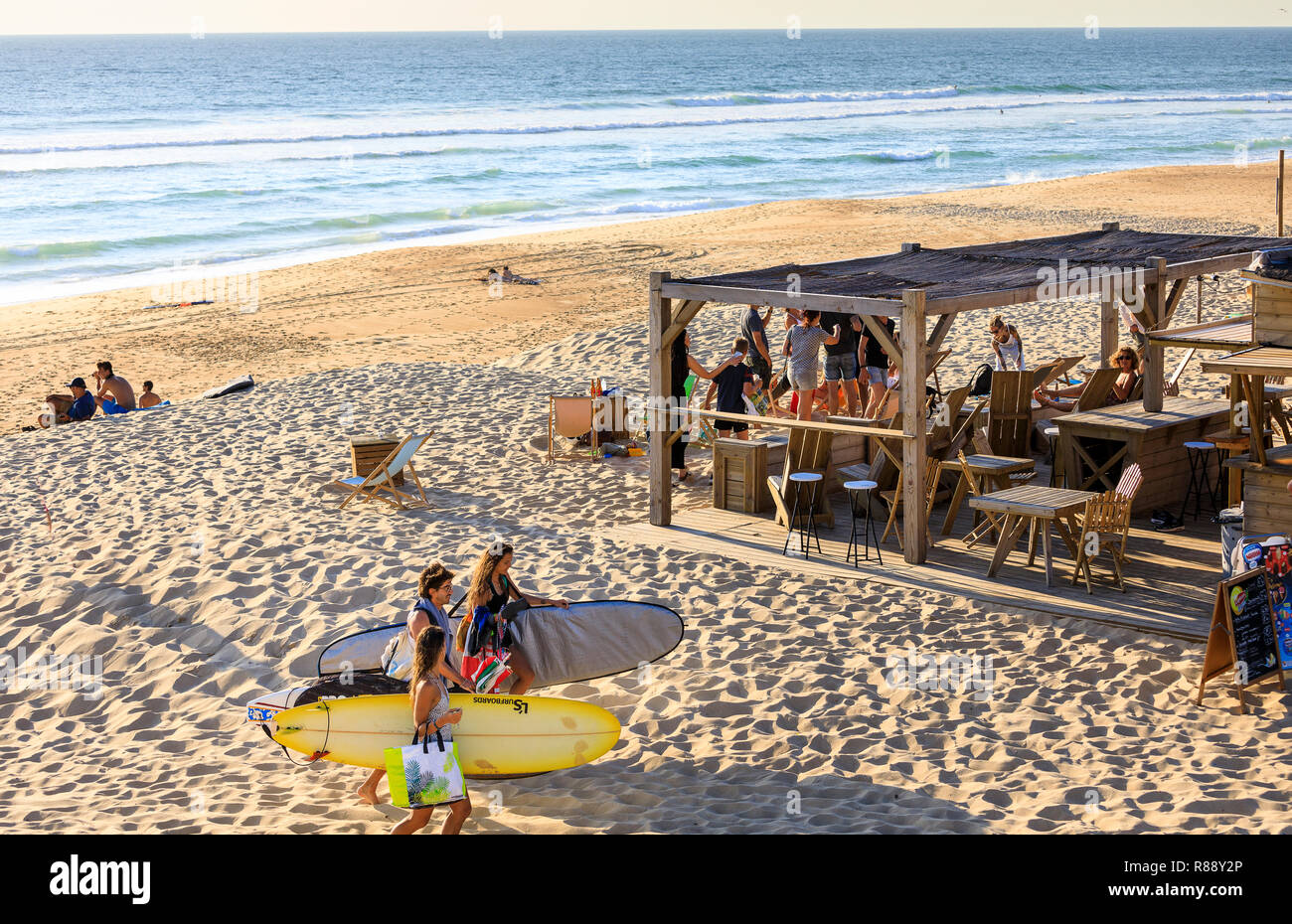 France beach bar hi-res stock photography and images - Alamy