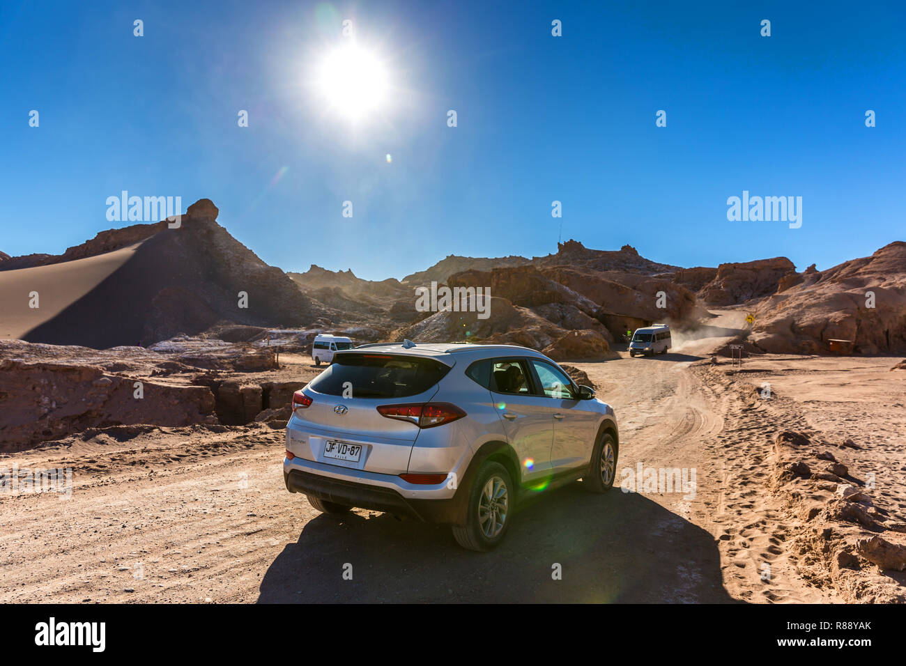 Atacama Desert, Chile - Otc 15th 2017 - Cars and vans driving through ...