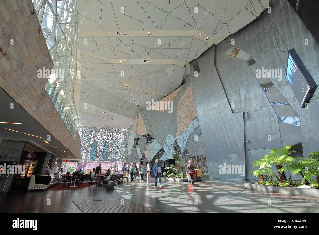 People visit NGV building in Melbourne Australia Stock Photo - Alamy