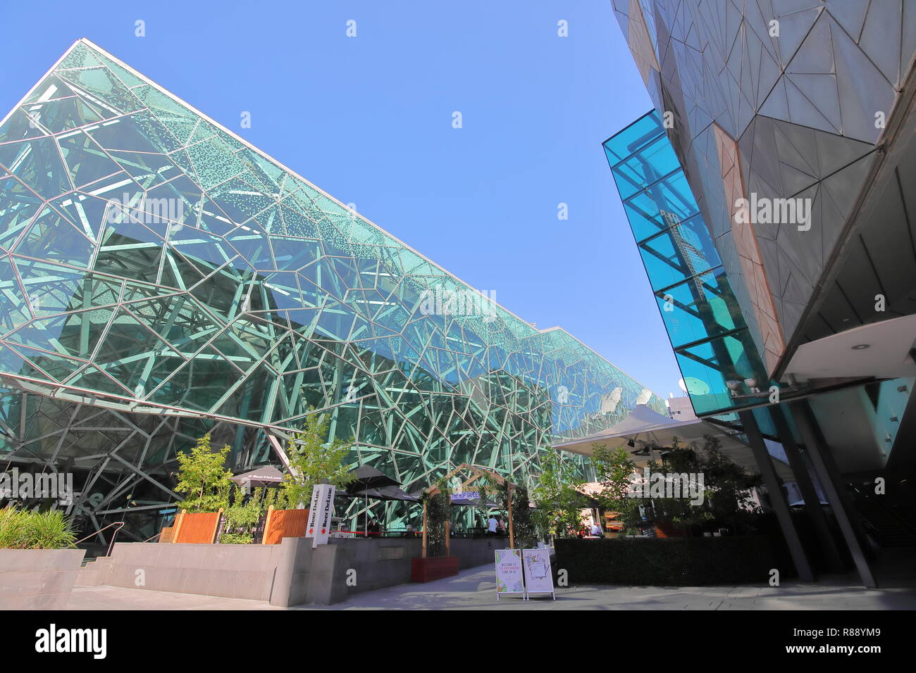 People visit NGV building in Melbourne Australia Stock Photo - Alamy