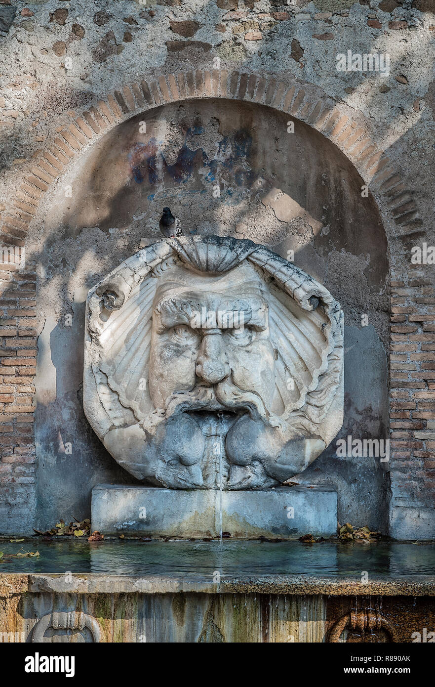 Rustic fountain, Rome, Italy Stock Photo - Alamy