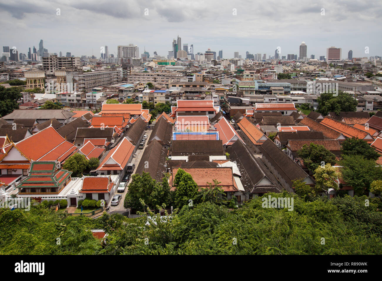 Golden mount hi-res stock photography and images - Alamy