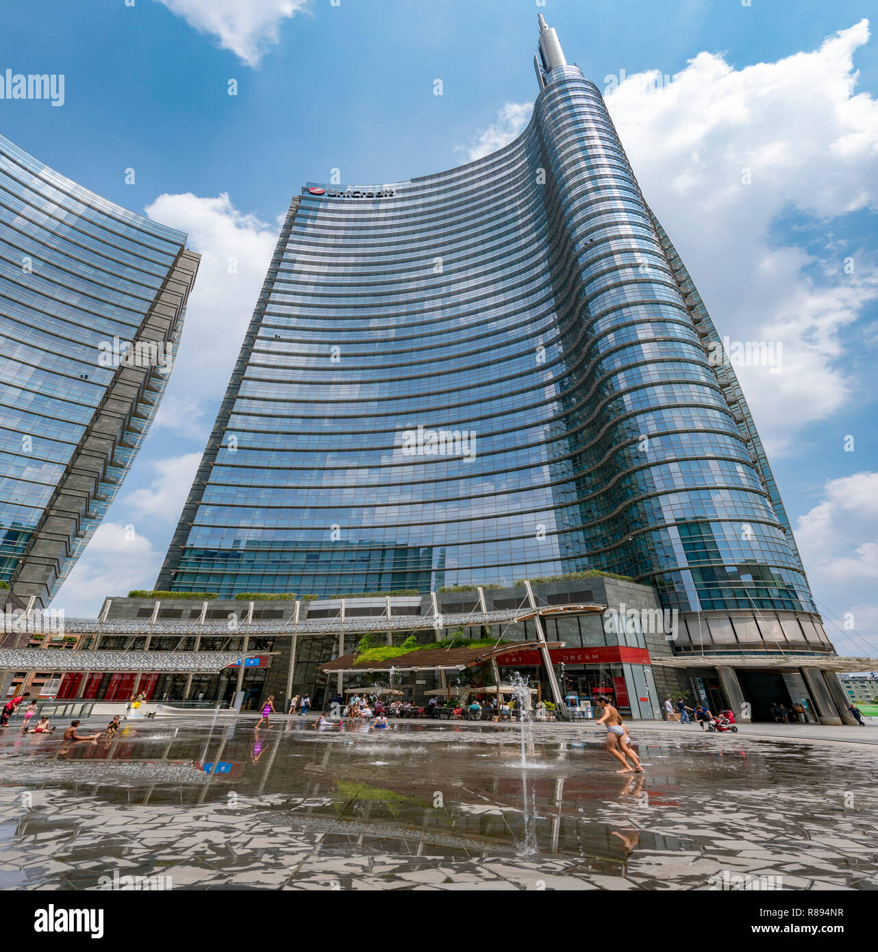 Square view of the UniCredit Tower in Milan, Italy Stock Photo - Alamy