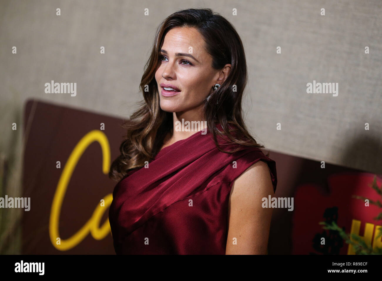 HOLLYWOOD, LOS ANGELES, CA, USA - OCTOBER 10: Actress Jennifer Garner ...