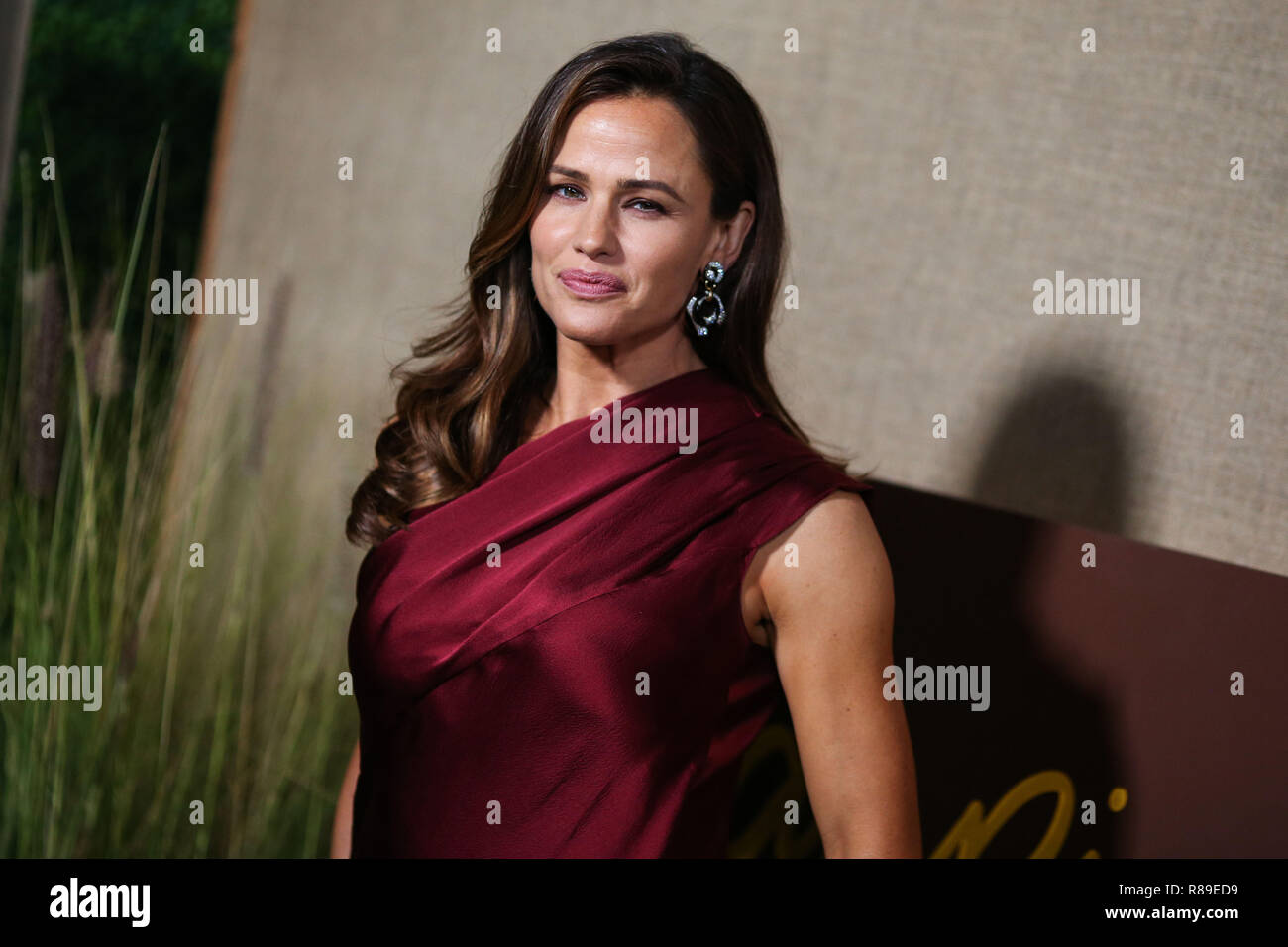 HOLLYWOOD, LOS ANGELES, CA, USA - OCTOBER 10: Actress Jennifer Garner ...