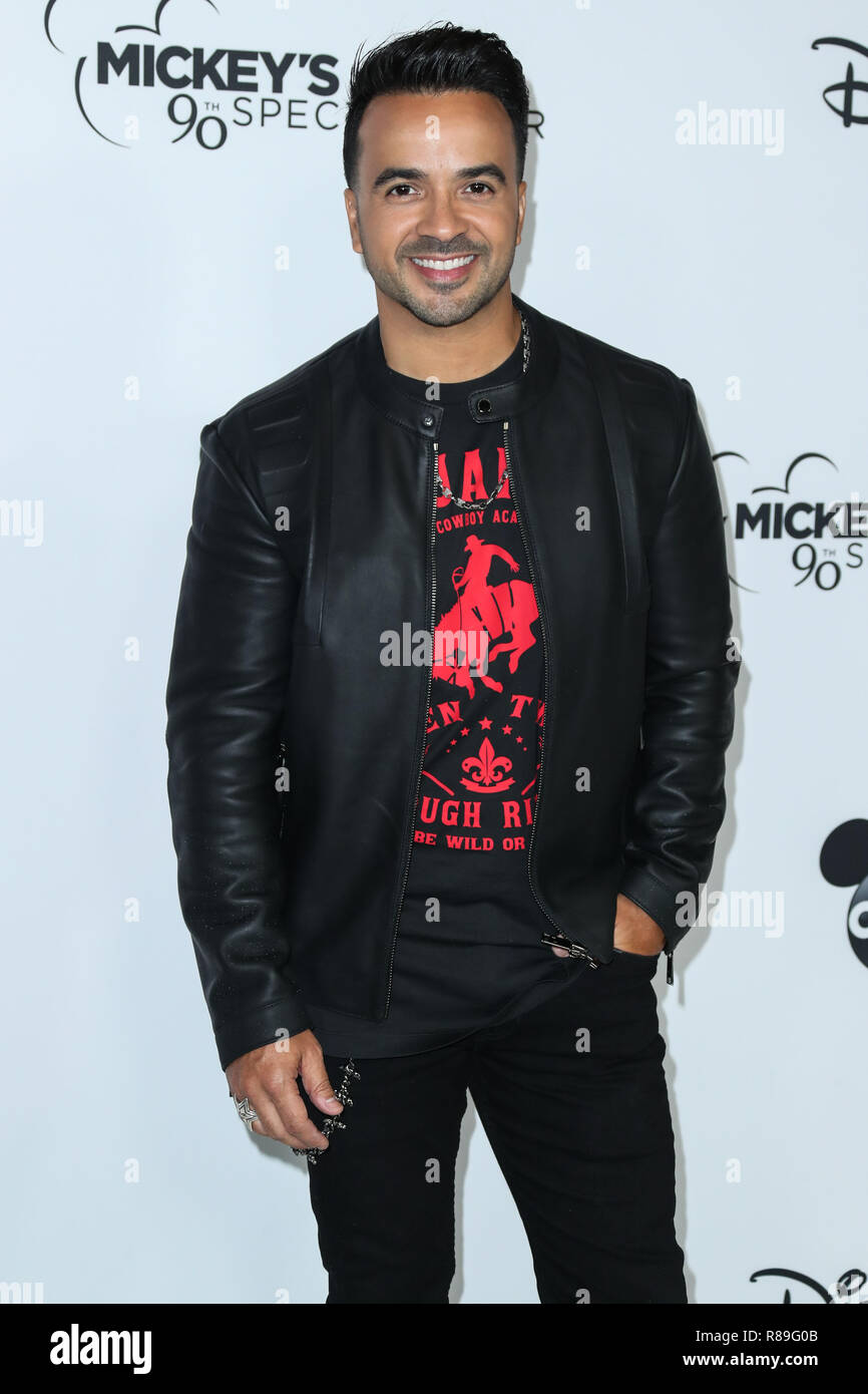 LOS ANGELES, CA, USA - OCTOBER 06: Luis Fonsi at Mickey's 90th ...