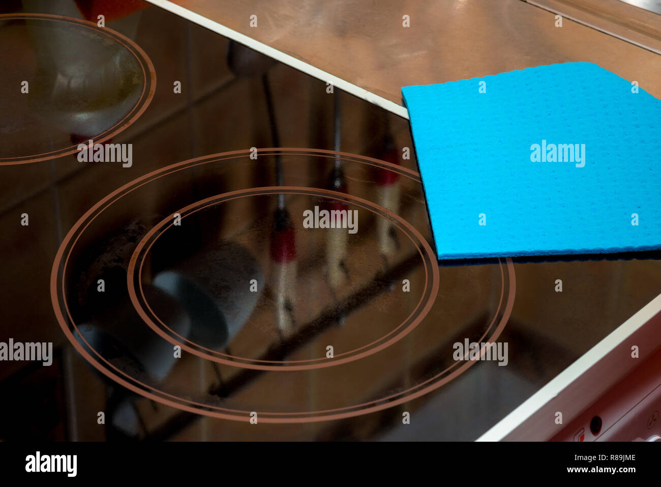 Ceramic hob surface hi-res stock photography and images - Alamy