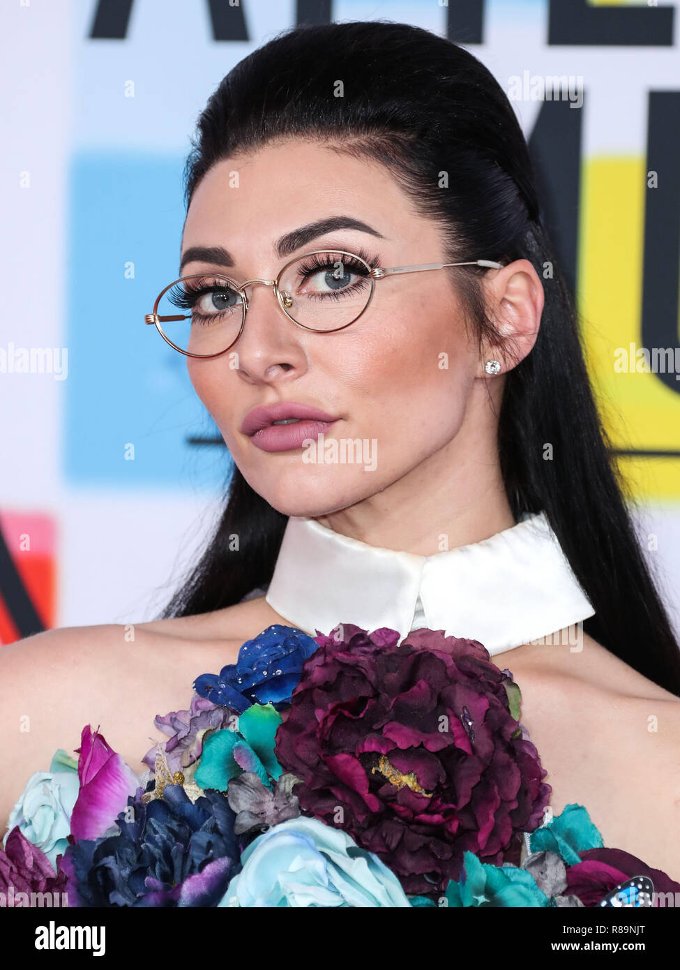 LOS ANGELES, CA, USA - OCTOBER 09: Qveen Herby, Amy Renee Noonan at the ...