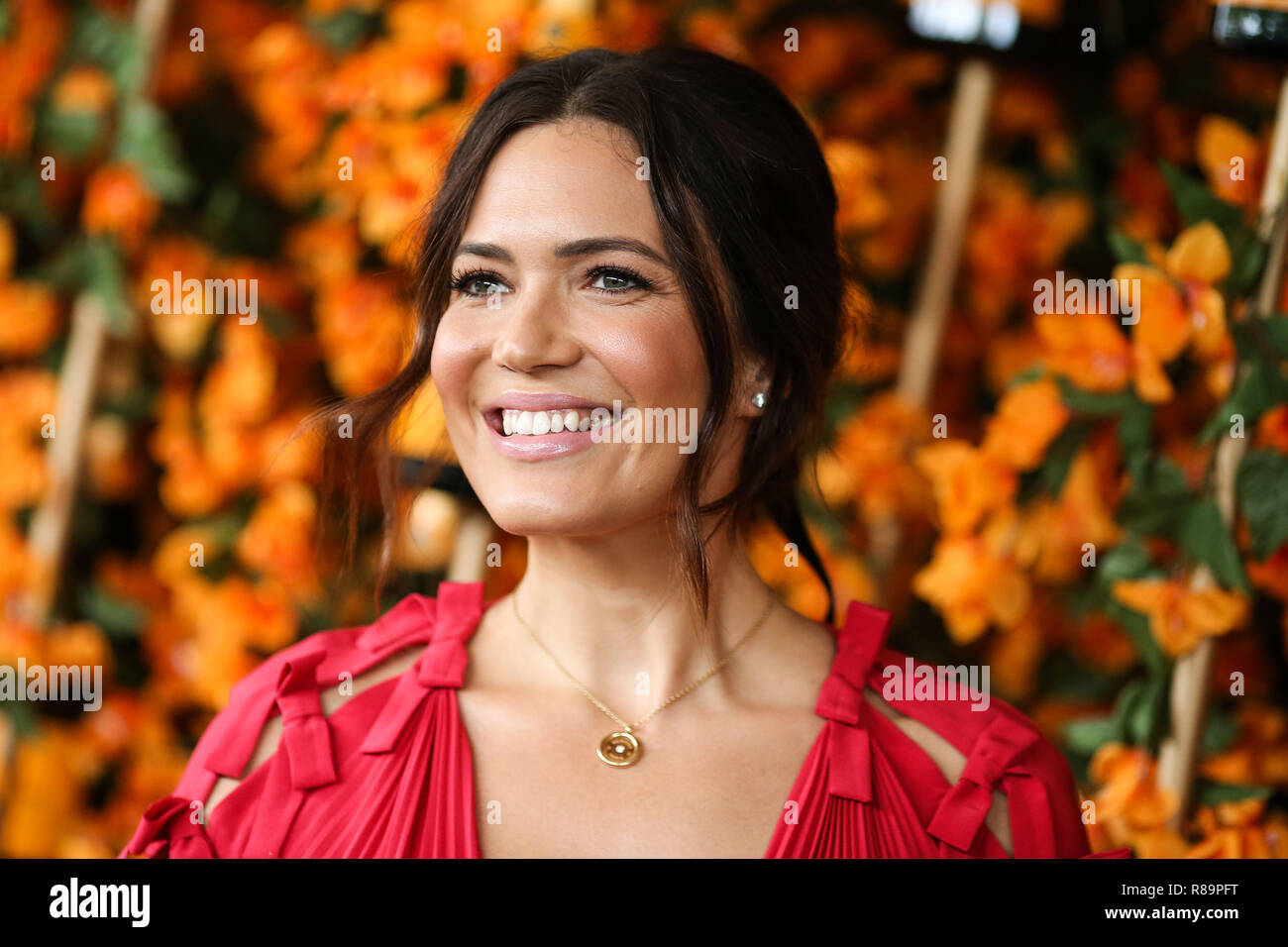 PACIFIC PALISADES, LOS ANGELES, CA, USA - OCTOBER 06: Actress Mandy ...
