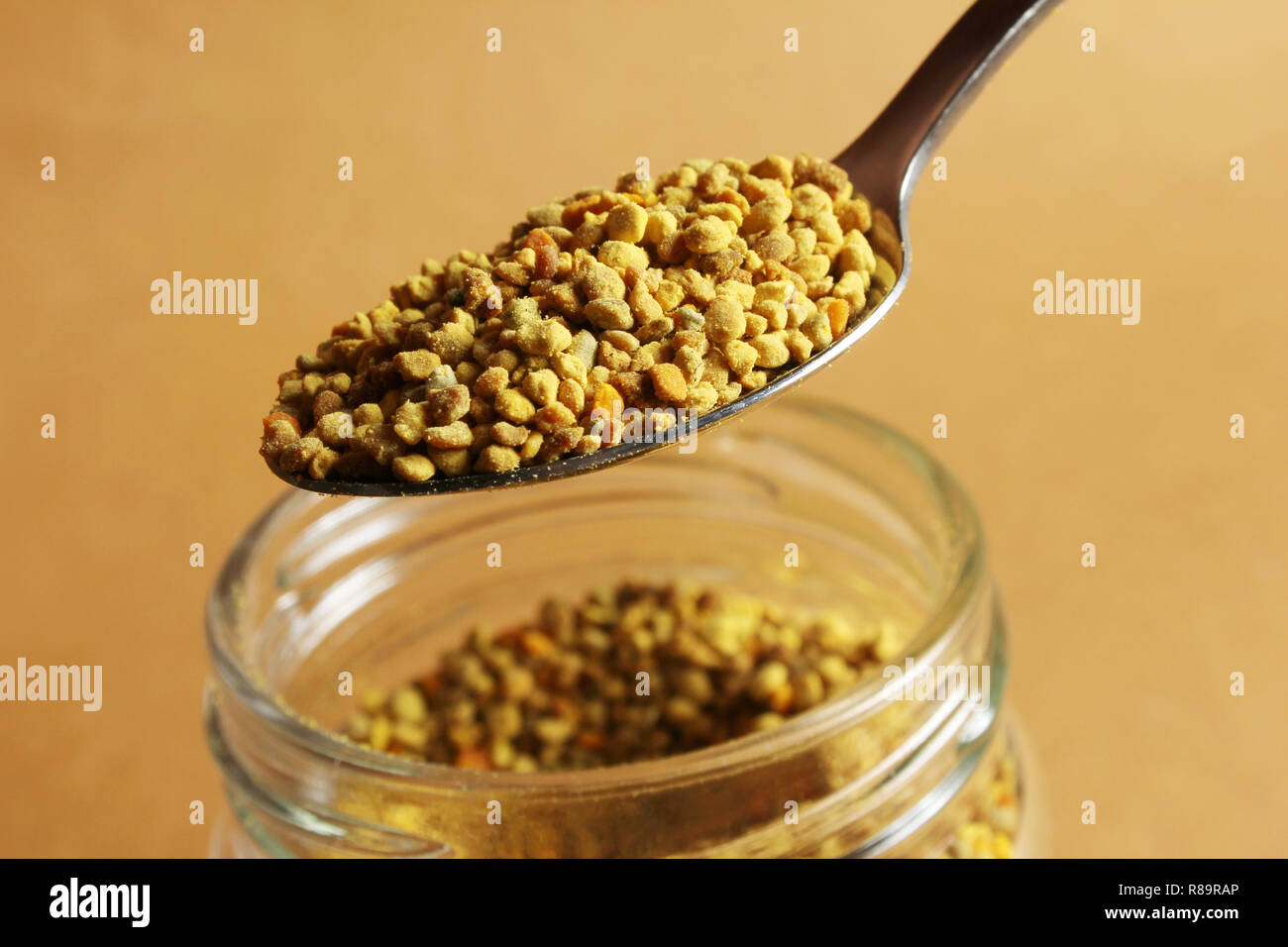 Raw Organic Yellow Bee Pollen Stock Photo - Alamy