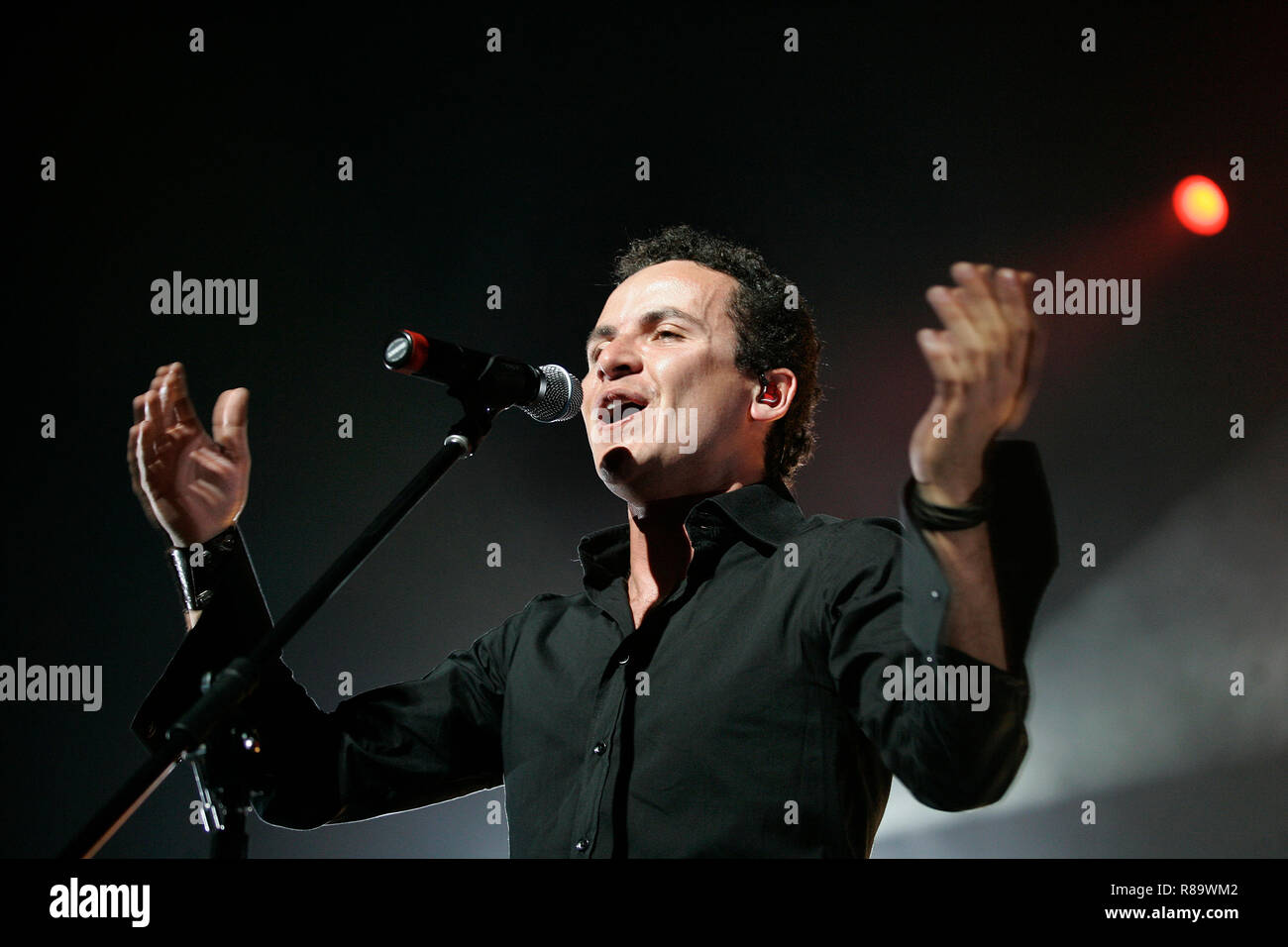 Colombian born singer, Fonseca performs in concert at the James L ...