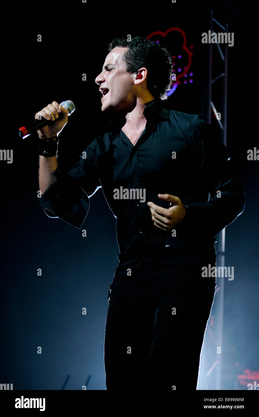 Colombian born singer, Fonseca performs in concert at the James L ...