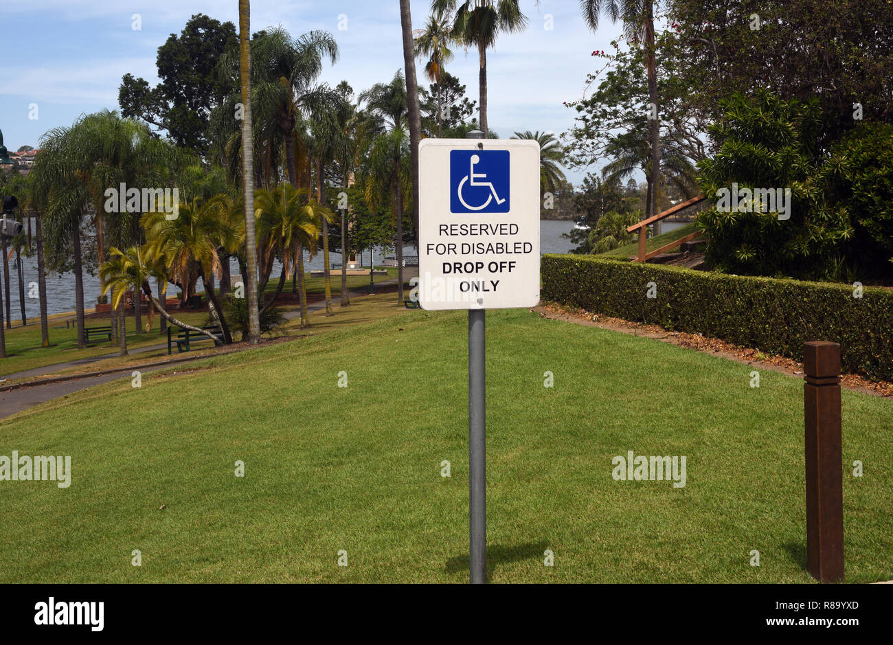Disabled parking australia hi-res stock photography and images - Alamy