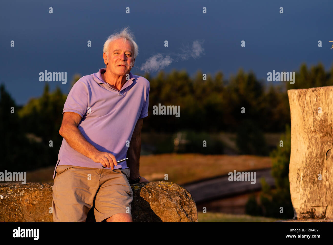 Vaping old man hi-res stock photography and images - Alamy