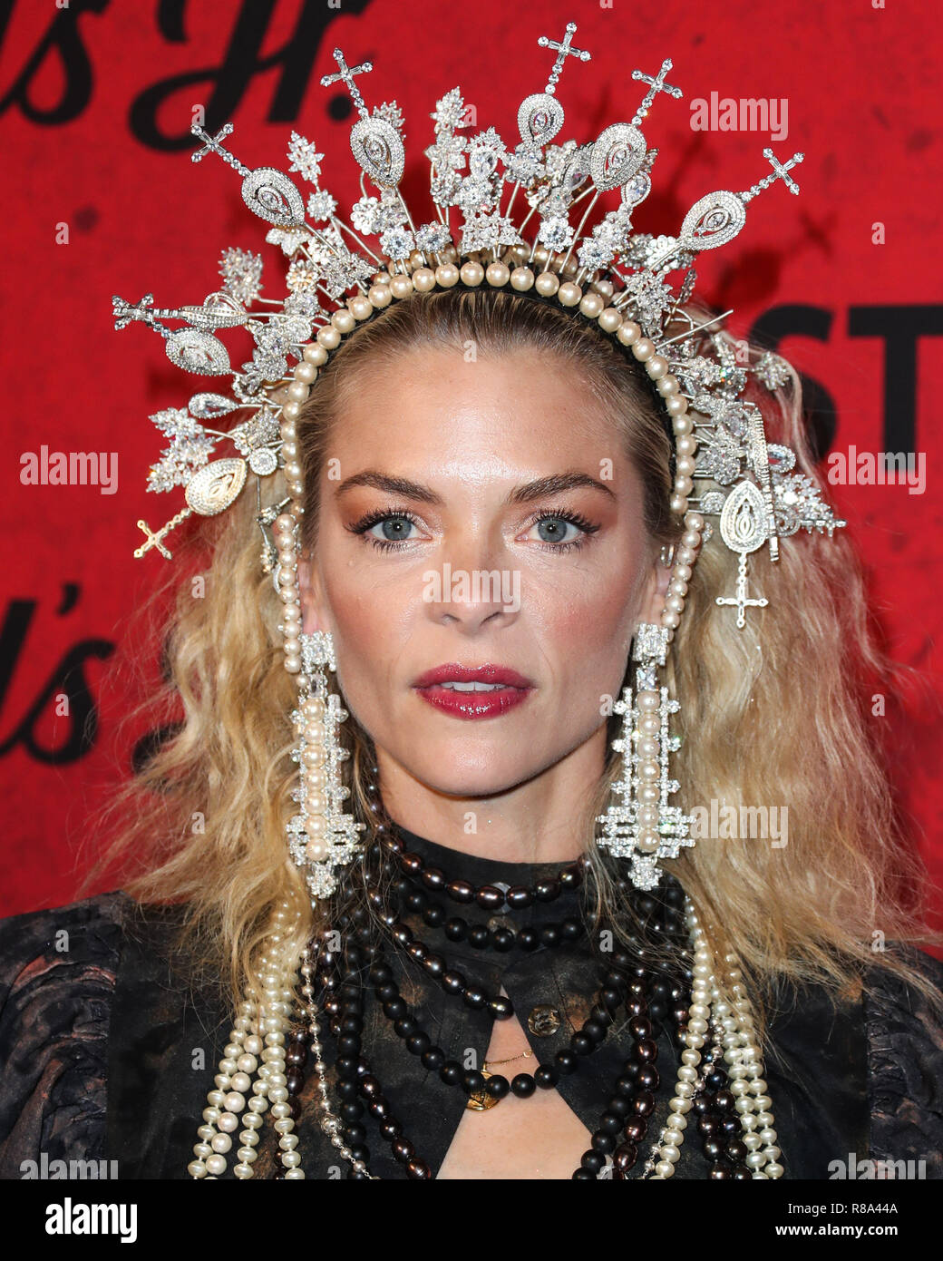 HOLLYWOOD, LOS ANGELES, CA, USA - OCTOBER 27: Jaime King at Just Jared ...