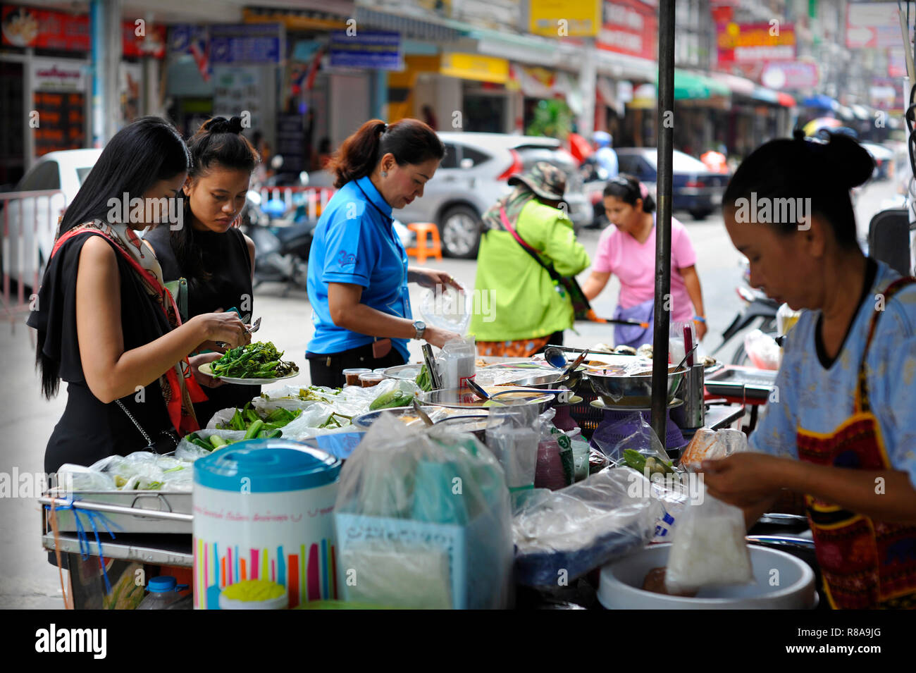 Street Food Pattaya Thailand Stock Photo - Alamy