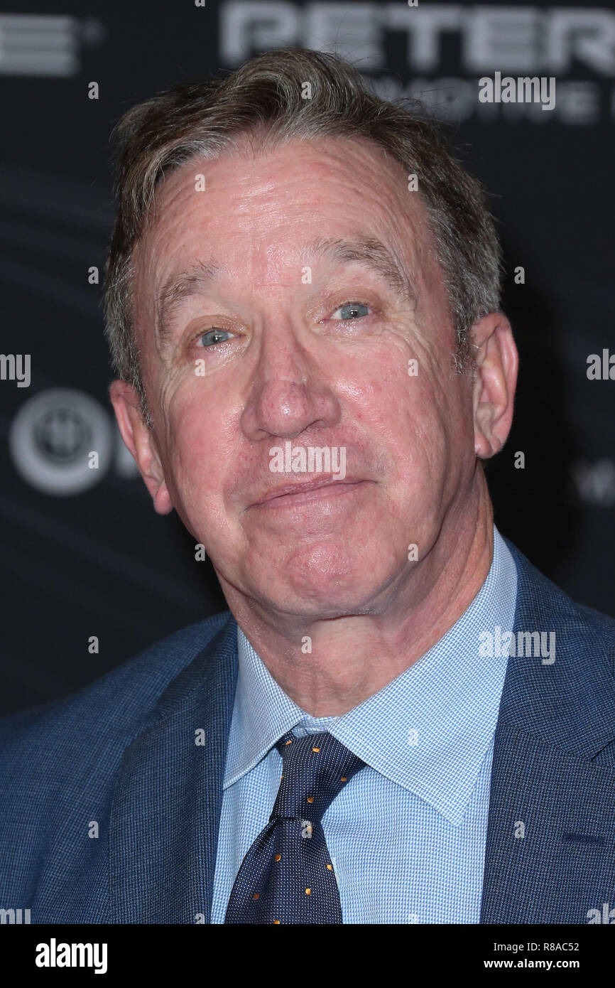 LOS ANGELES, CA, USA - OCTOBER 05: Tim Allen at the Petersen Automotive ...