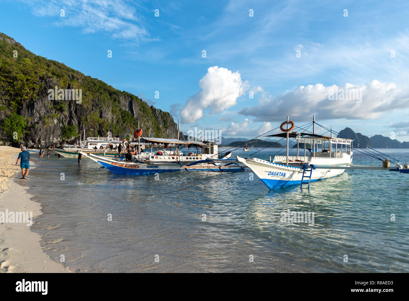 Nov 18,2018 People enjoying a vacation at the 7 commandos island beach ...