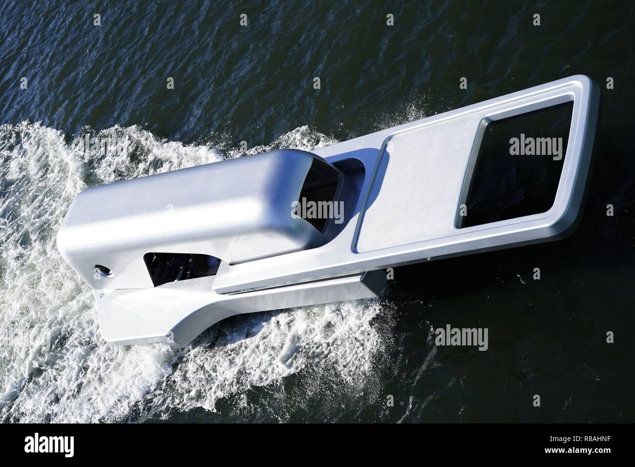 The "Ship of the Zipper"created by Japanese artist Yasuhiro Suzuki ...