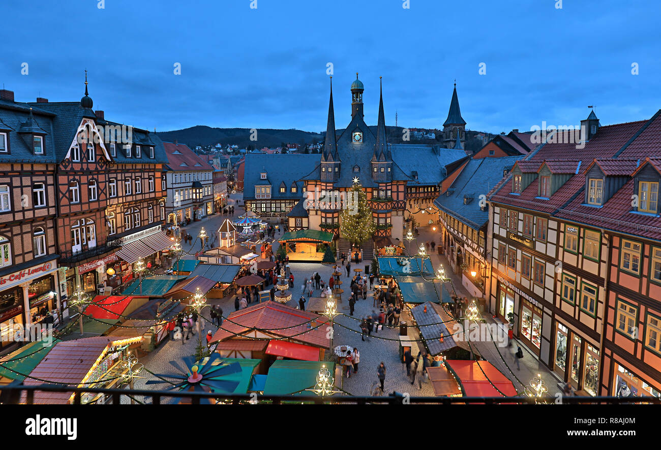 Wernigerode, Germany. 11th Dec, 2018. View from the hotel "Weisser ...