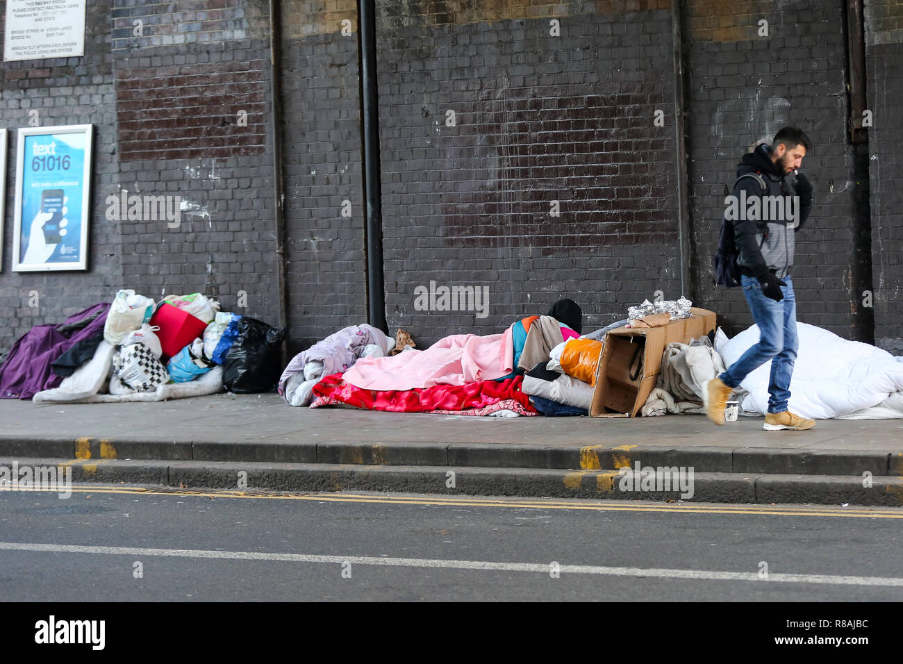 Rough sleeping scotland hi-res stock photography and images - Alamy