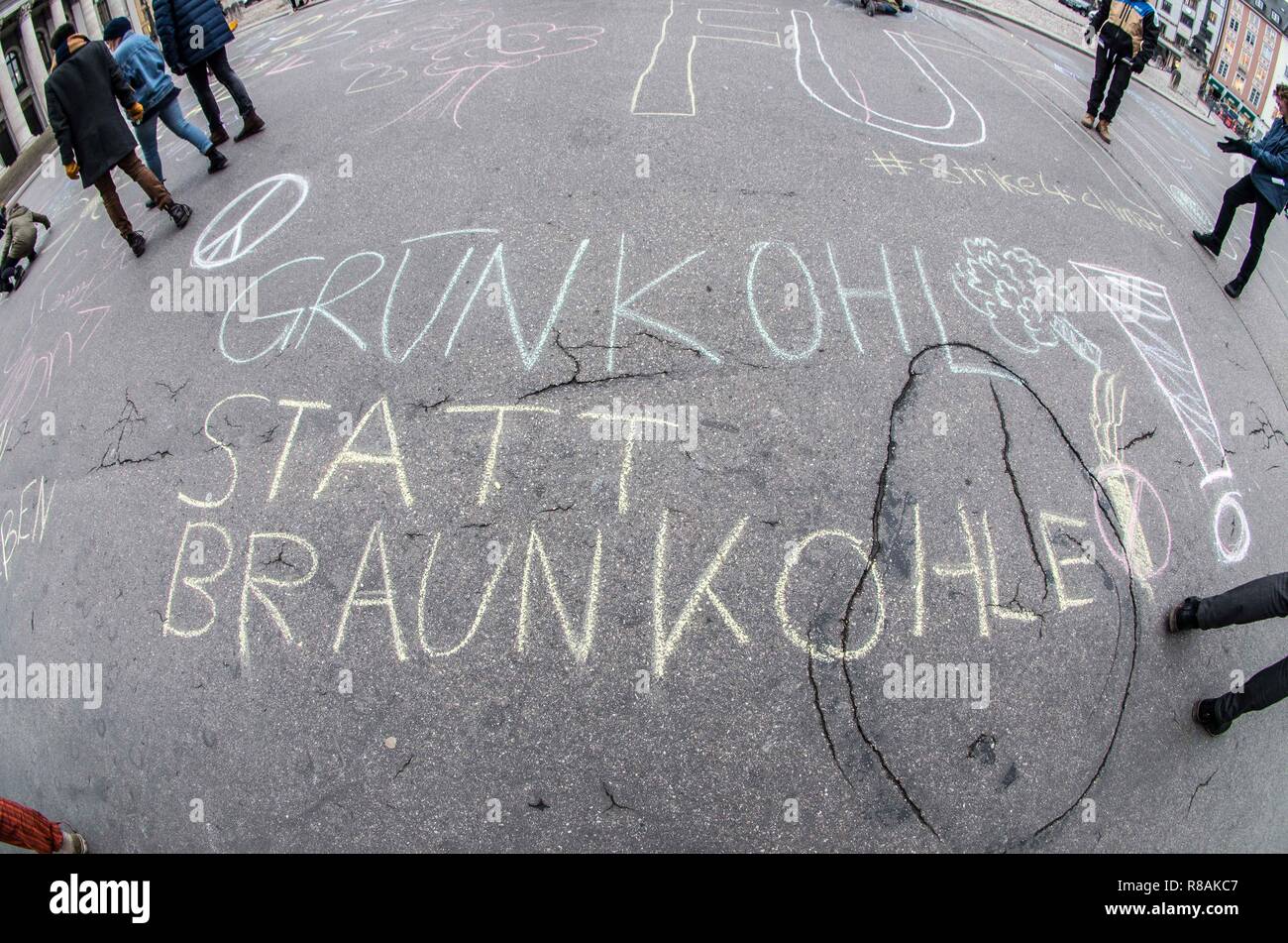 Swastika crossed out against nazis hi-res stock photography and images ...