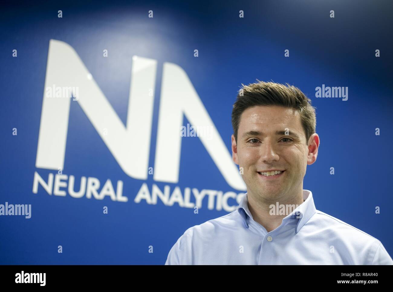 Science officer hi-res stock photography and images - Alamy