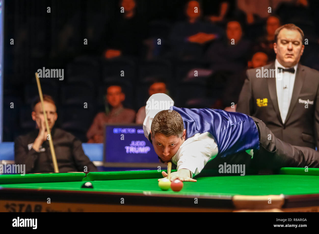 Stuart carrington snooker hi-res stock photography and images - Alamy