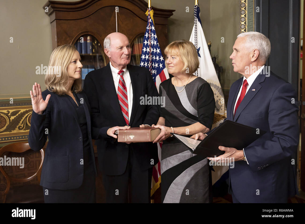 Oath of office to kathy kraninger hi-res stock photography and images ...