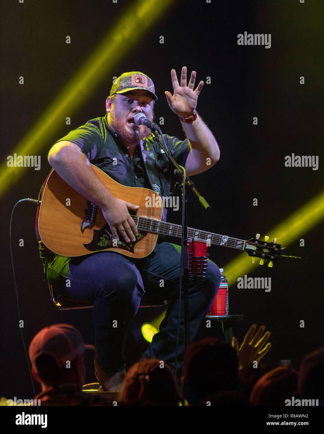 Luke combs christmas hi-res stock photography and images - Alamy
