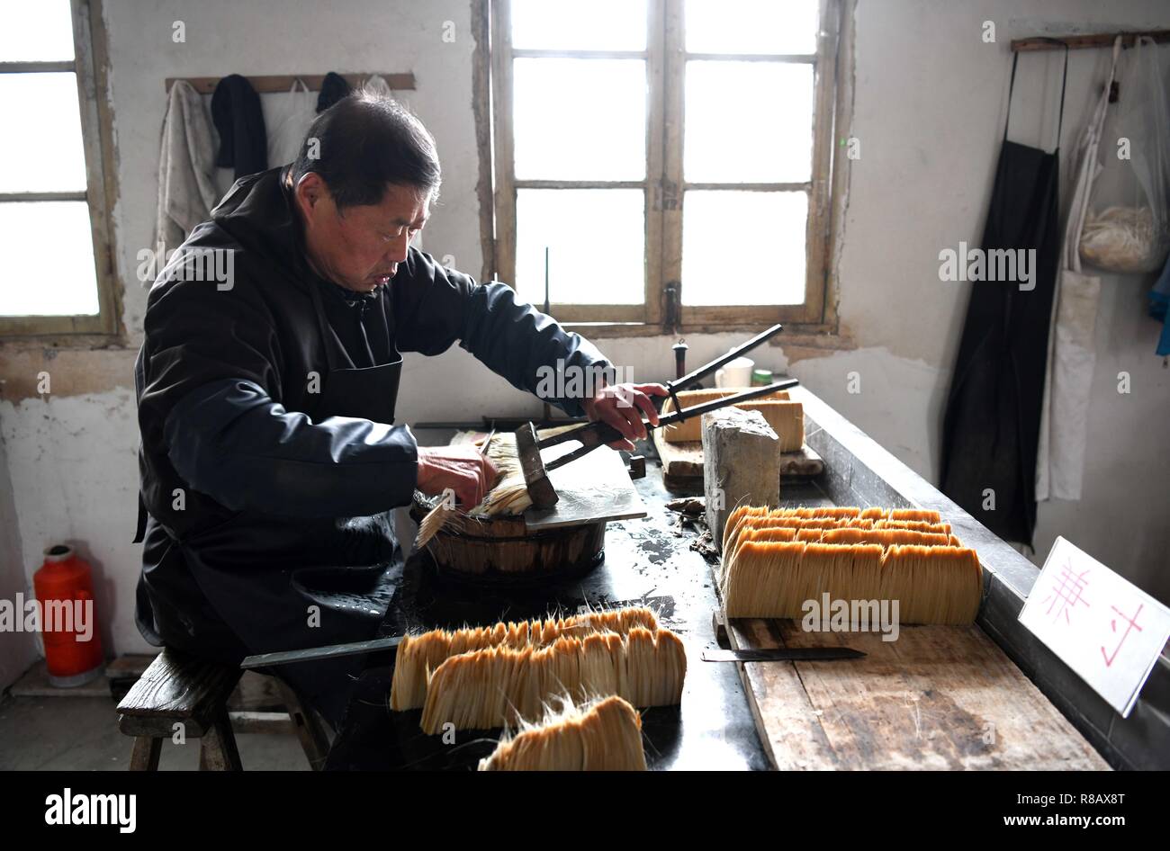 Chinese Paper Making Traditional High Resolution Stock Photography and ...