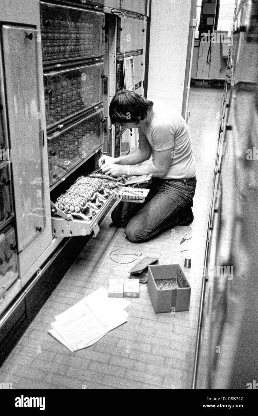 Crossbar telephone exchange hi-res stock photography and images - Alamy
