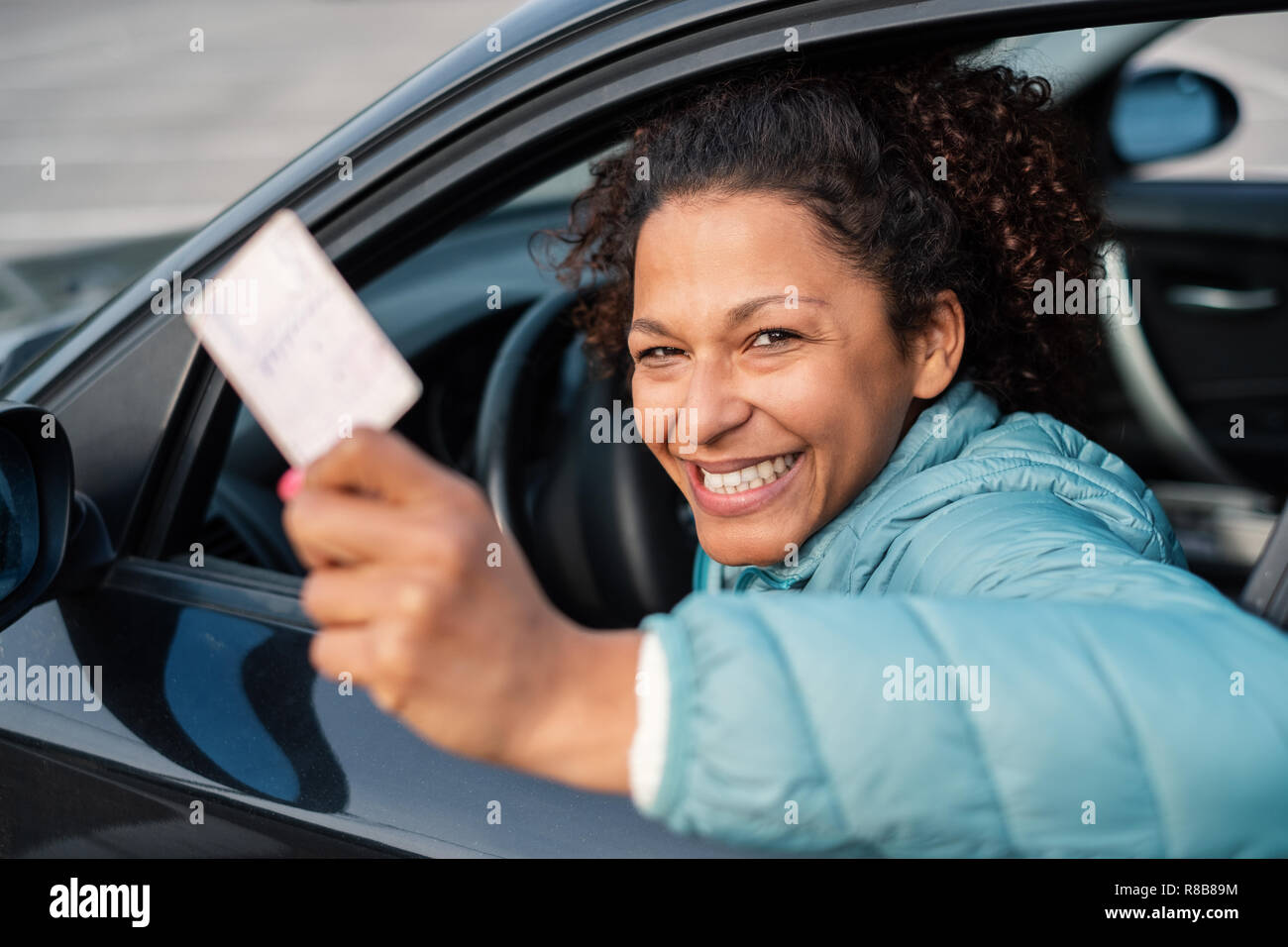 American driver's license hi-res stock photography and images - Alamy