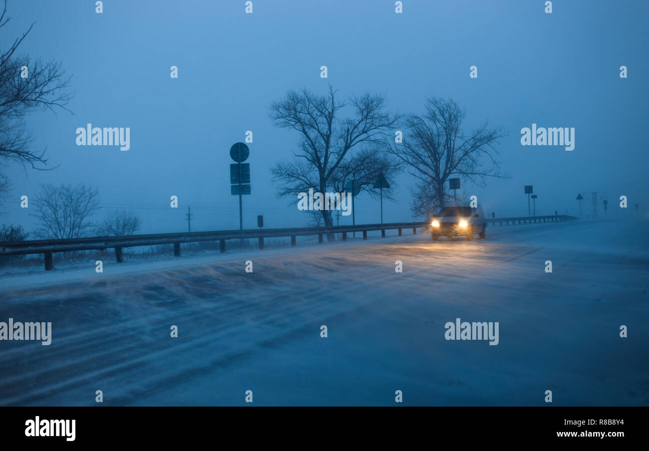 Driving on highway during night hi-res stock photography and images - Alamy