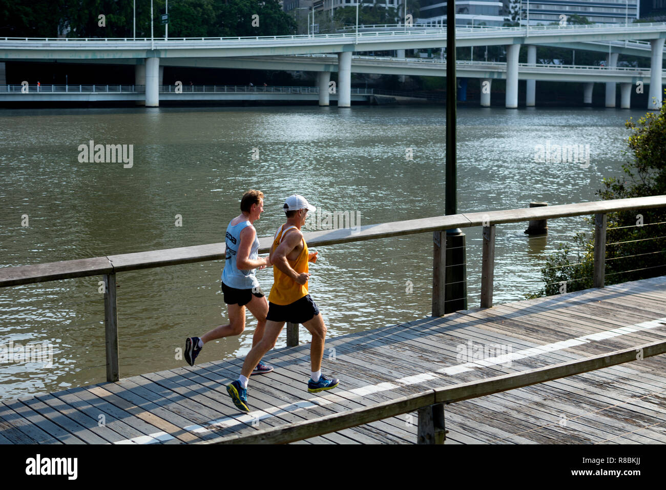 Alongside brisbane river hi-res stock photography and images - Alamy