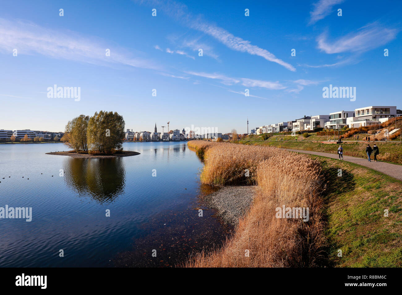 15.11.2018, Dortmund, North Rhine-Westphalia, Germany - Lake Phoenix ...
