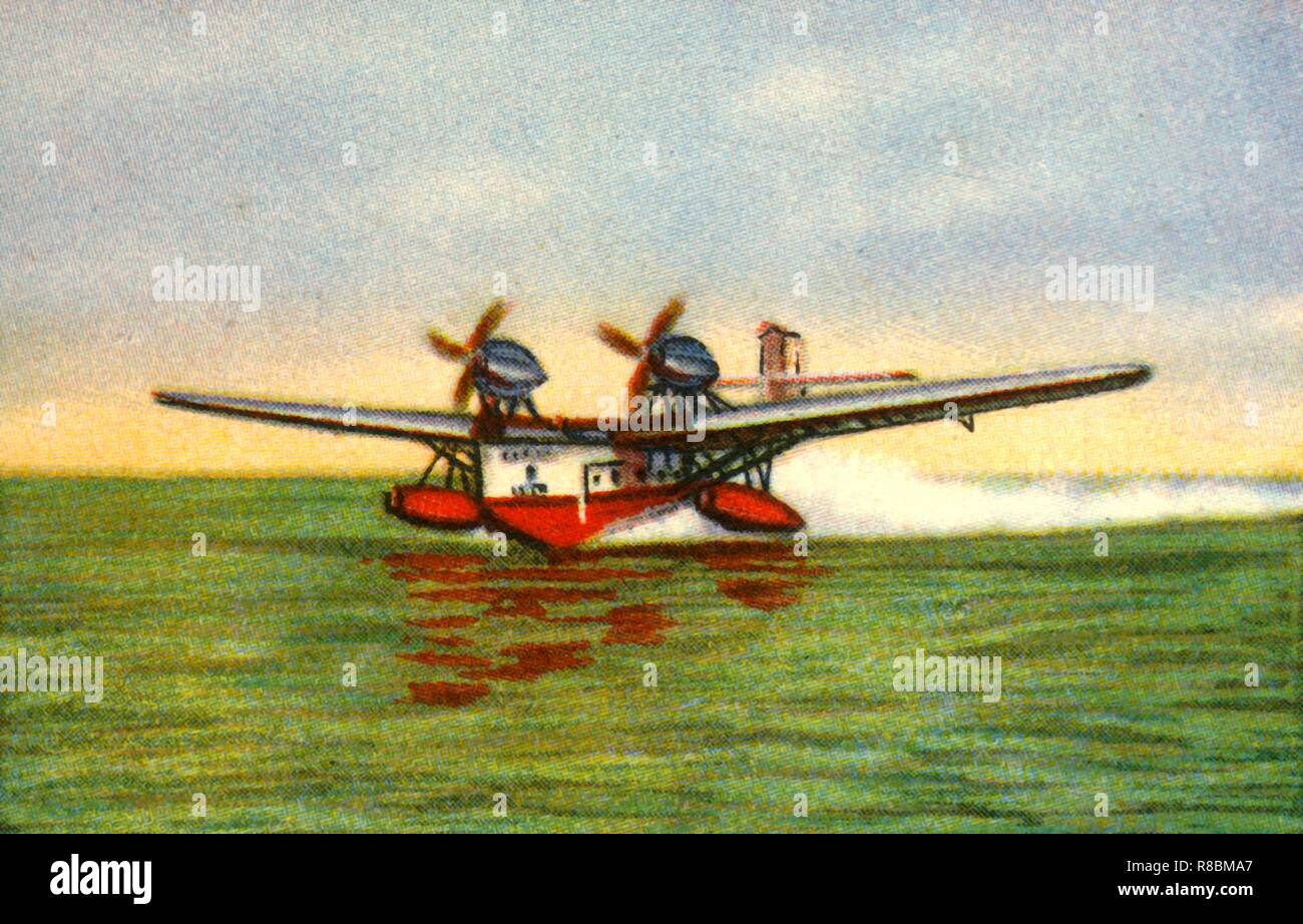 Seaplane 1920s hi-res stock photography and images - Alamy