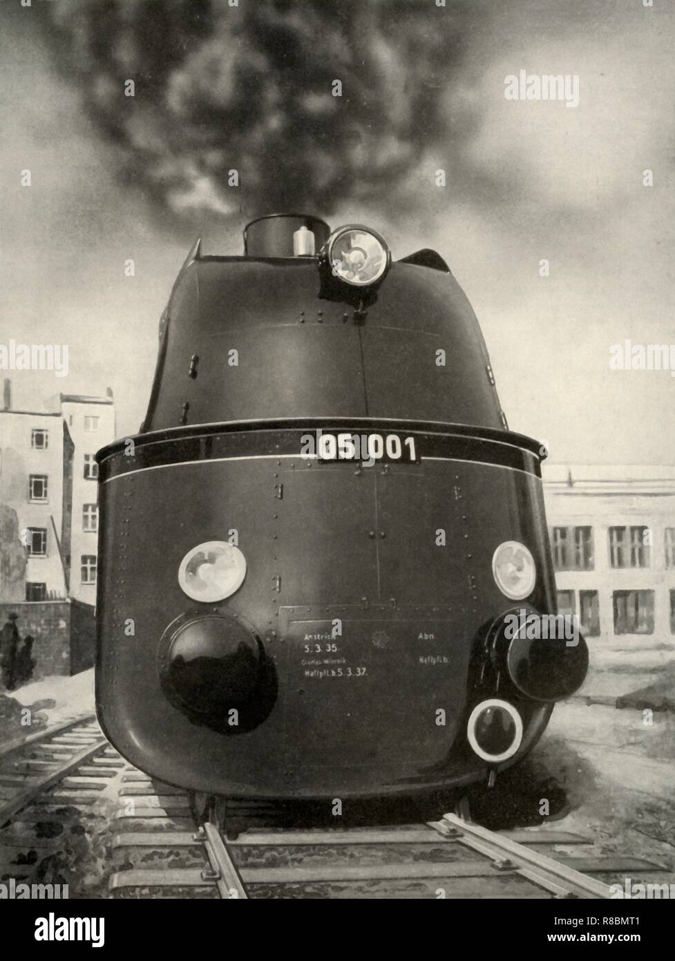 Streamlined locomotive hi-res stock photography and images - Alamy