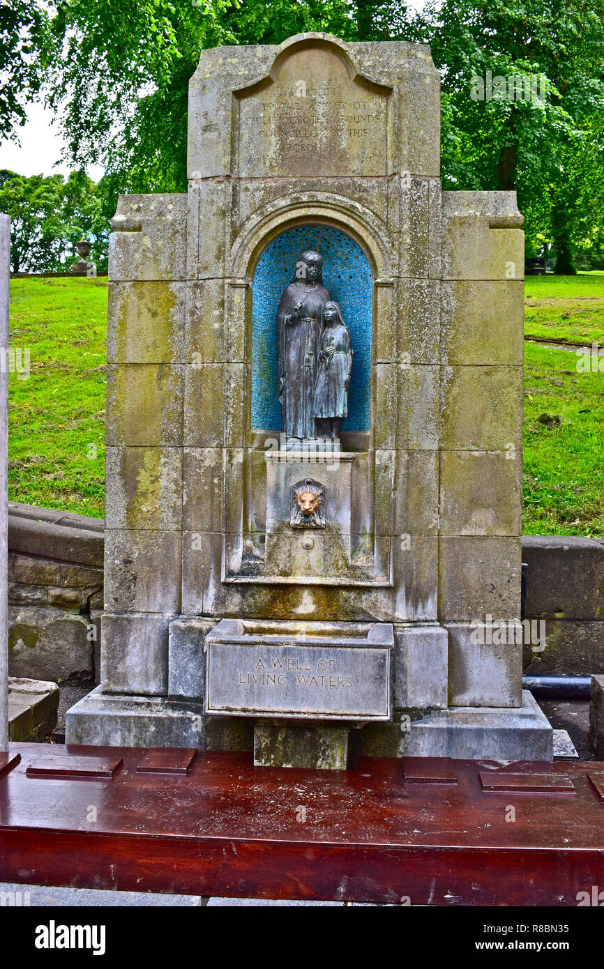 Medieval pilgrim shrine england hi-res stock photography and images - Alamy