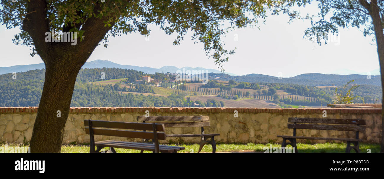 Tranquil rural scenes in italy hi-res stock photography and images - Alamy