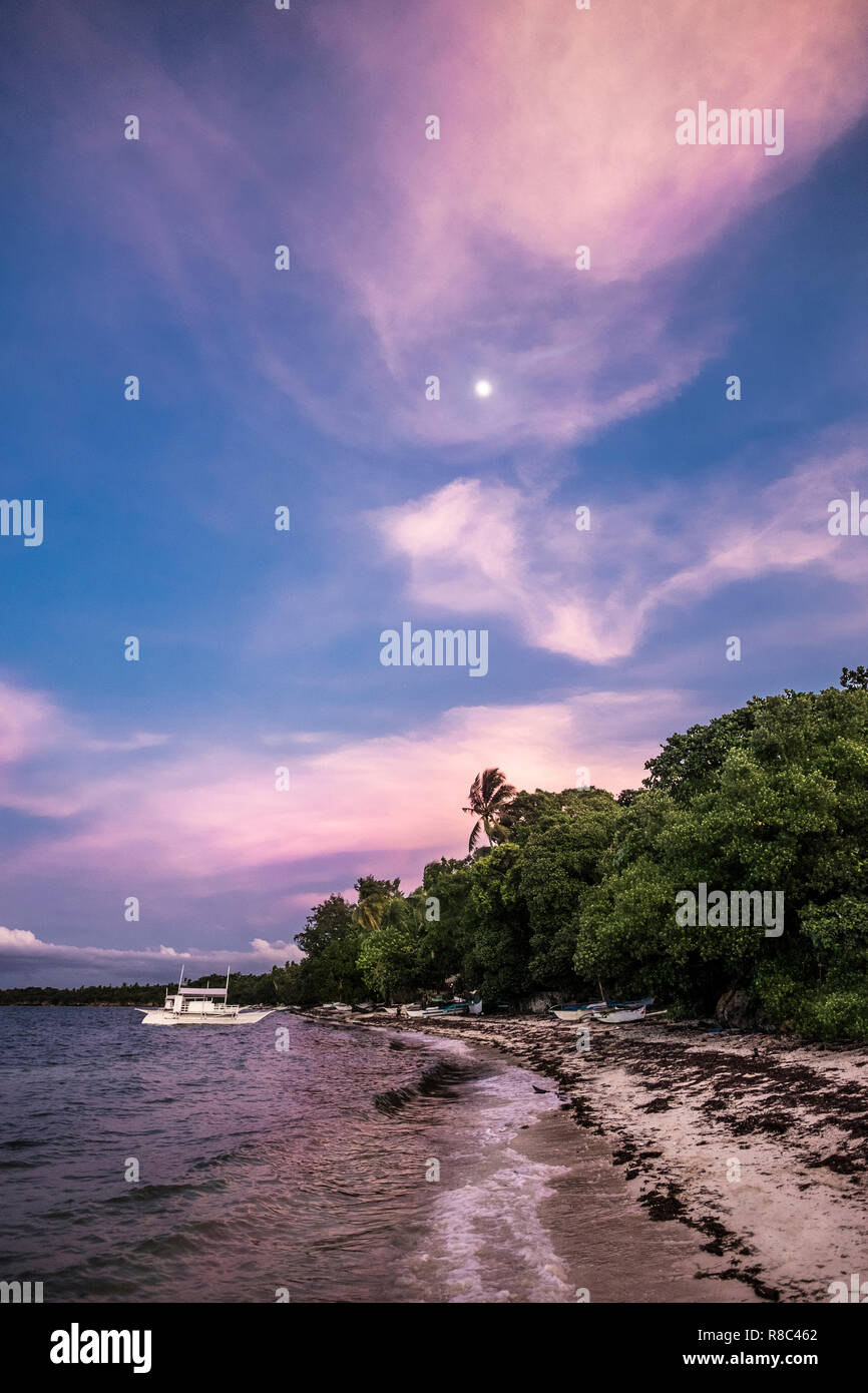 Sunset view beach bohol island hi-res stock photography and images - Alamy