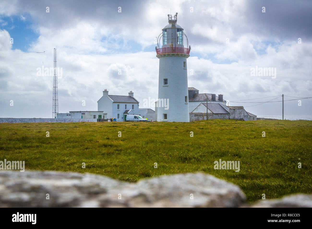 Wanderung zum Loop Head Lighthouse, Co Clare, Ireland Stock Photo - Alamy