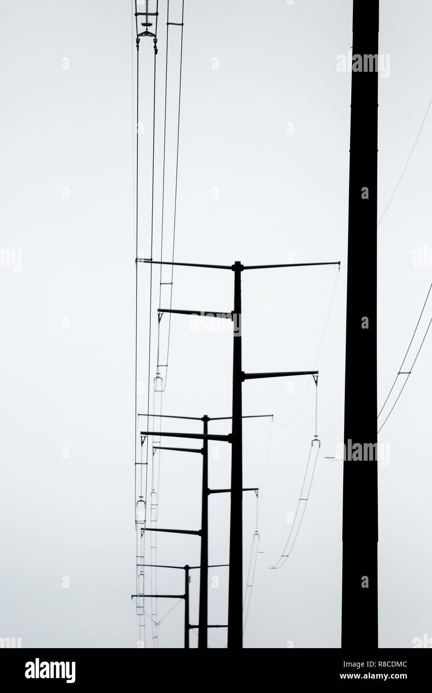 Powerline utility hi-res stock photography and images - Alamy