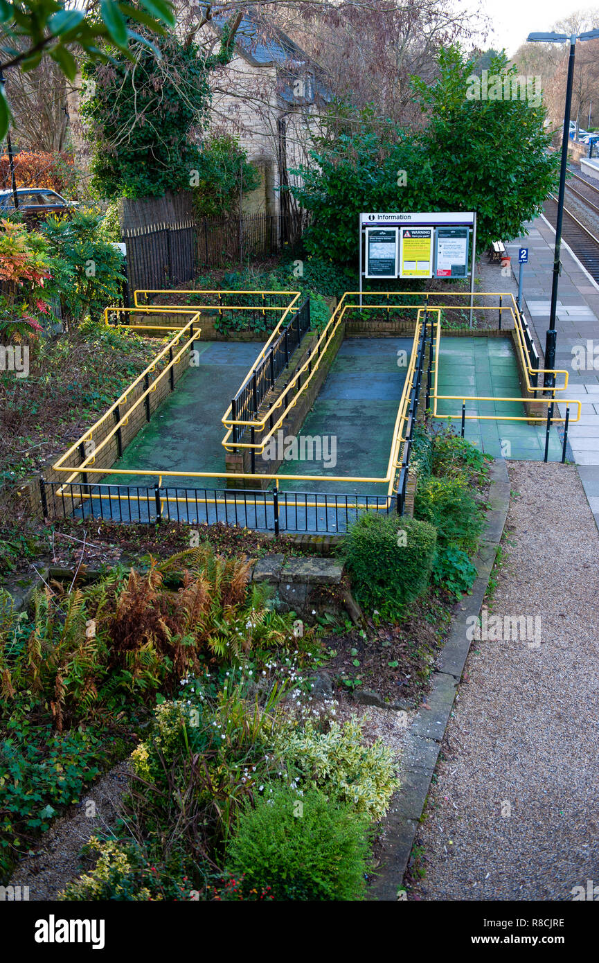 Disabled access ramp to Bradford on Avon railway station Stock Photo ...