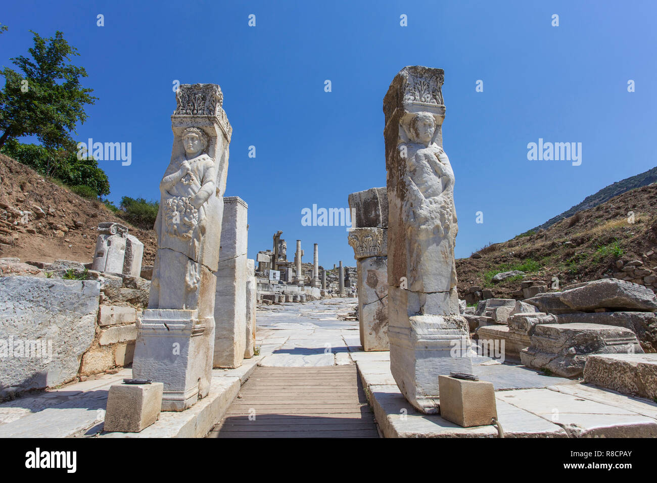Ephesus turkey gate of hercules hi-res stock photography and images - Alamy