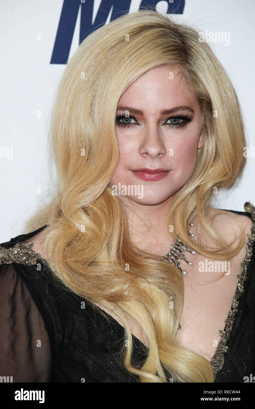 BEVERLY HILLS, LOS ANGELES, CA, USA - APRIL 20: Avril Lavigne at the ...