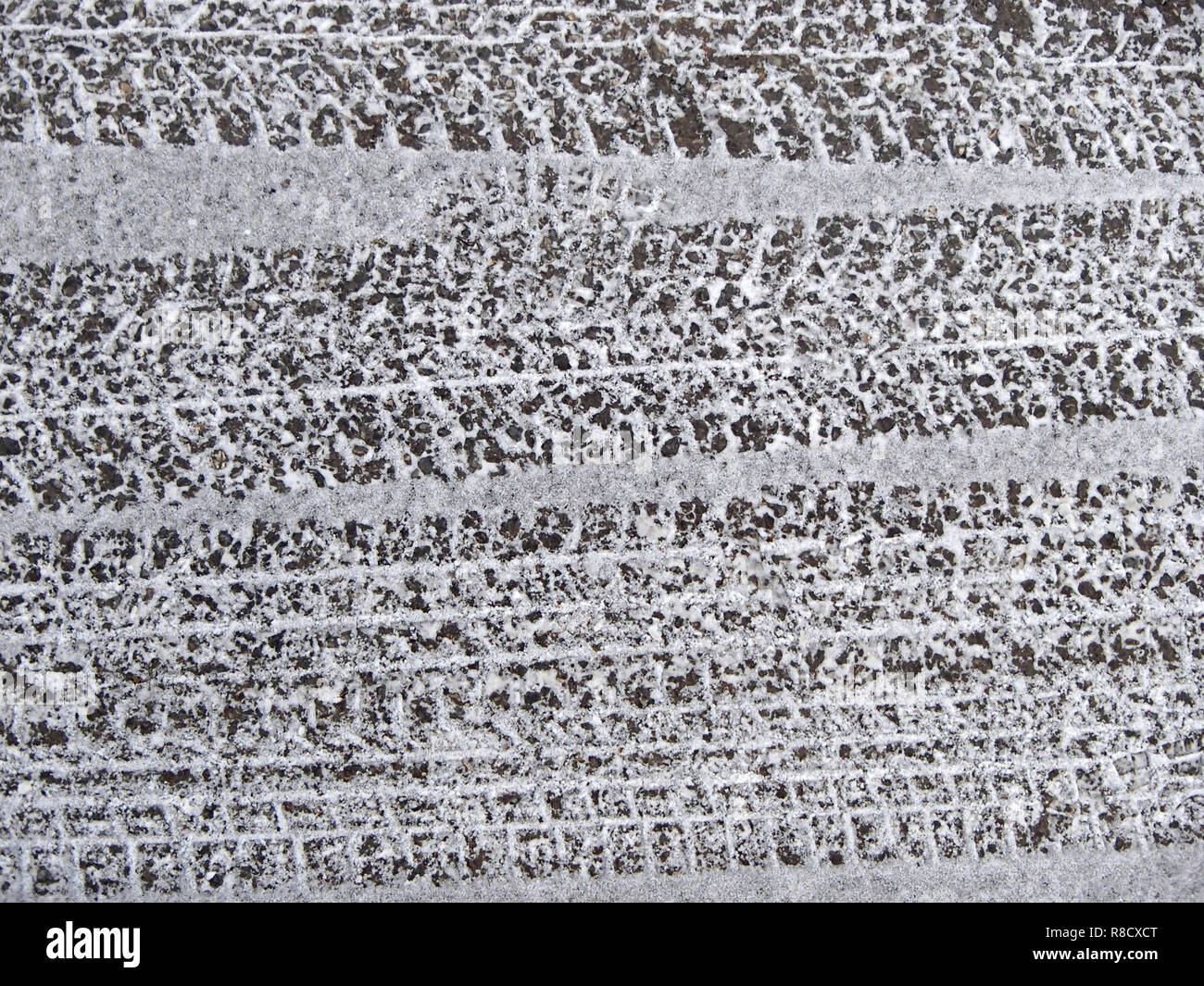 Tire tracks road wheels hi-res stock photography and images - Alamy