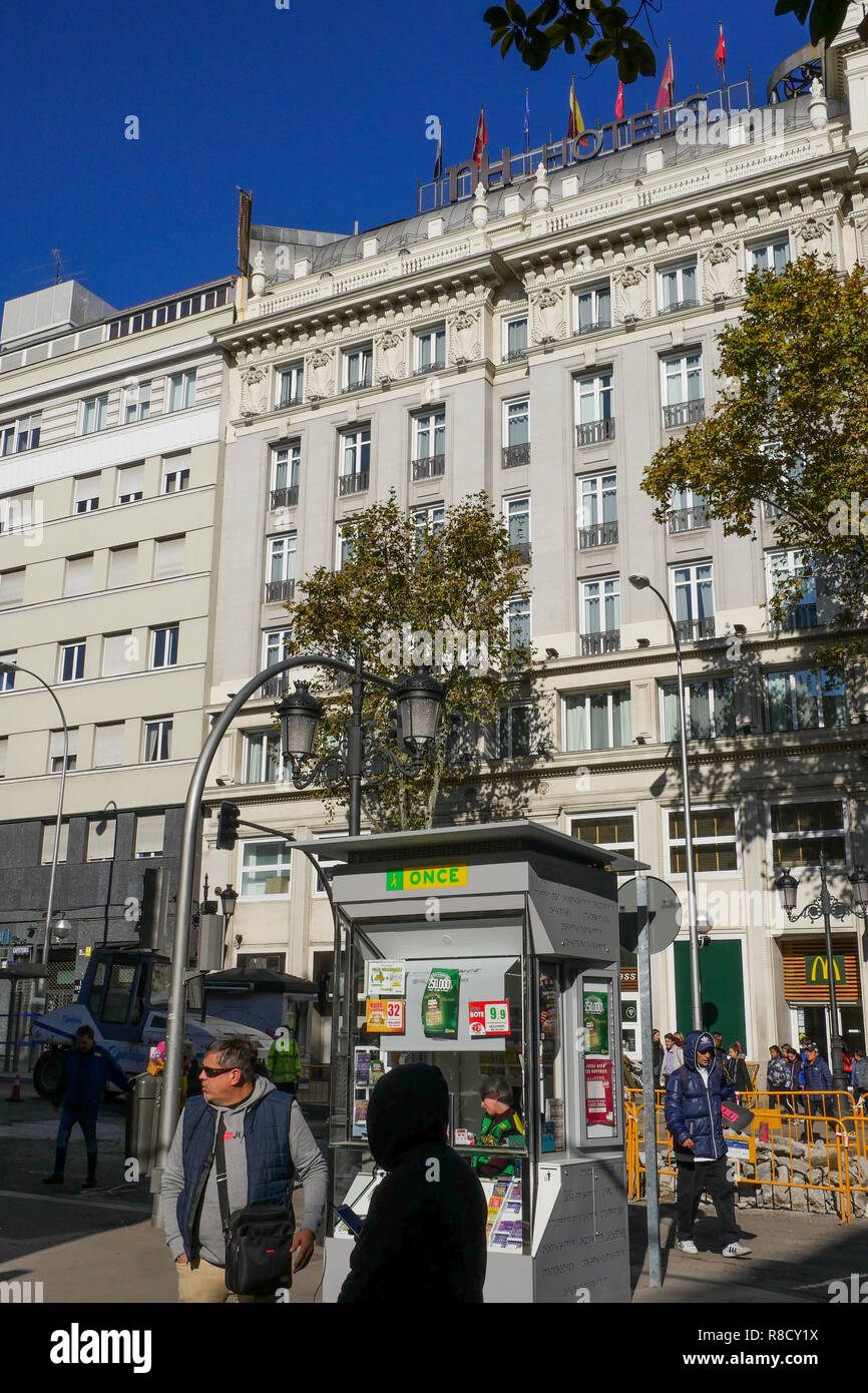 Lottery kiosk hi-res stock photography and images - Alamy